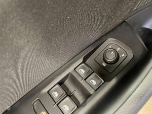 Pelēks Volkswagen Passat 2022 Marijampole, ar dzinēja tilpumu 1.50 L un nobraukumu 114 tūkst. km par 18138 €, foto 18 vietnē AUTOMOTO.COM.LV