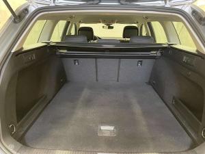 Pelēks Volkswagen Passat 2022 Marijampole, ar dzinēja tilpumu 1.50 L un nobraukumu 114 tūkst. km par 18138 €, foto 19 vietnē AUTOMOTO.COM.LV