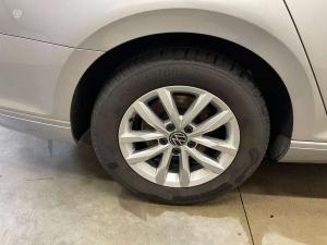 Pelēks Volkswagen Passat 2022 Marijampole, ar dzinēja tilpumu 1.50 L un nobraukumu 114 tūkst. km par 18138 €, foto 21 vietnē AUTOMOTO.COM.LV