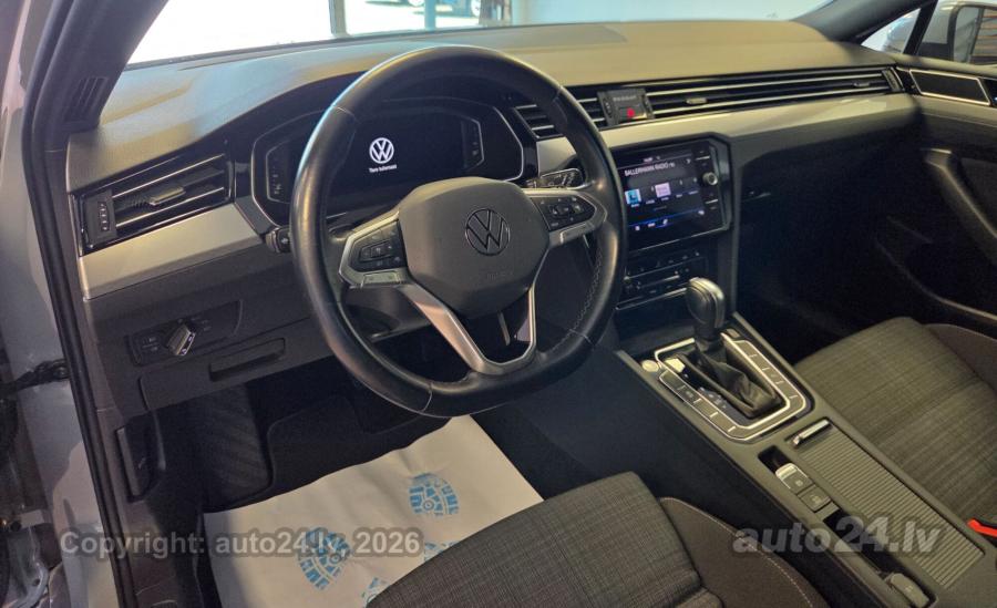 Grey Volkswagen Passat 2022 in Tartu, with an engine capacity of 2.00 L and mileage of 152 thousand km for 18990 €, photo 6 on AUTOMOTO.COM.LV