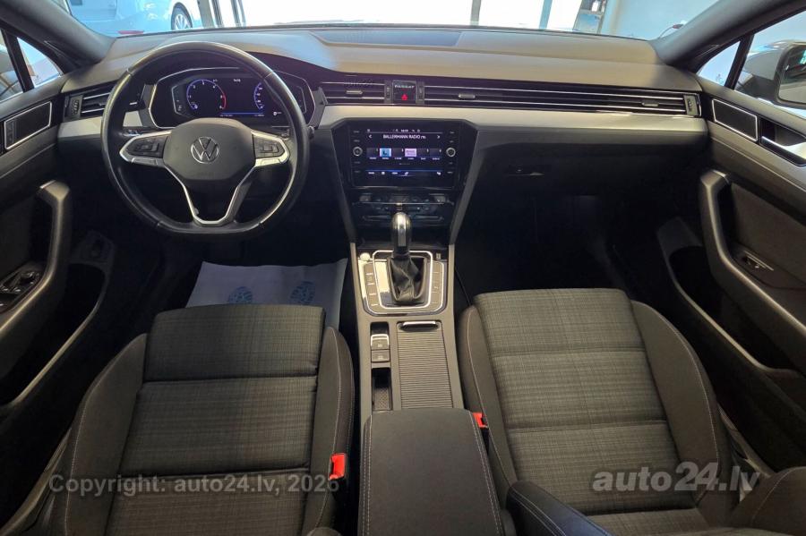 Grey Volkswagen Passat 2022 in Tartu, with an engine capacity of 2.00 L and mileage of 152 thousand km for 18990 €, photo 8 on AUTOMOTO.COM.LV