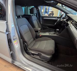 Grey Volkswagen Passat 2022 in Tartu, with an engine capacity of 2.00 L and mileage of 152 thousand km for 18990 €, photo 9 on AUTOMOTO.COM.LV