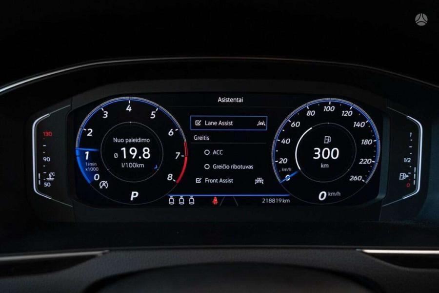Pelēks Volkswagen Passat 2022 Viļņa, ar dzinēja tilpumu 1.50 L un nobraukumu 219 tūkst. km par 16900 €, foto 12 vietnē AUTOMOTO.COM.LV