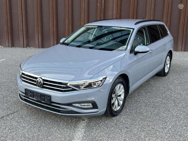 Pelēks Volkswagen Passat 2022 Kauņa, ar dzinēja tilpumu 1.97 L un nobraukumu 170 tūkst. km par 16499 €, foto 1 vietnē AUTOMOTO.COM.LV