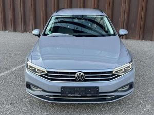 Grey Volkswagen Passat 2022 in Kaunas, with an engine capacity of 1.97 L and mileage of 170 thousand km for 16499 €, photo 3 on AUTOMOTO.COM.LV
