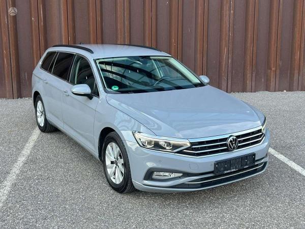 Pelēks Volkswagen Passat 2022 Kauņa, ar dzinēja tilpumu 1.97 L un nobraukumu 170 tūkst. km par 16499 €, foto 3 vietnē AUTOMOTO.COM.LV