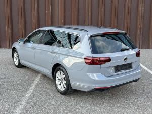 Grey Volkswagen Passat 2022 in Kaunas, with an engine capacity of 1.97 L and mileage of 170 thousand km for 16499 €, photo 7 on AUTOMOTO.COM.LV