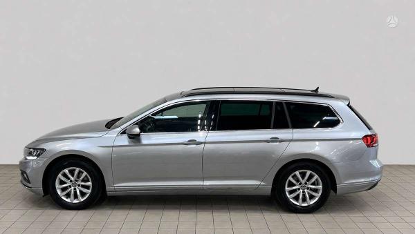 Grey Volkswagen Passat 2022 in Kaunas, with an engine capacity of 1.97 L and mileage of 161 thousand km for 18800 €, photo 2 on AUTOMOTO.COM.LV