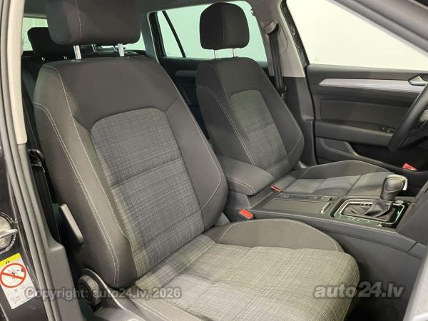 Pelēks Volkswagen Passat 2022 Tallina, ar dzinēja tilpumu 1.50 L un nobraukumu 116 tūkst. km par 16990 €, foto 10 vietnē AUTOMOTO.COM.LV