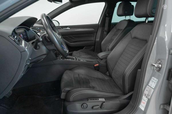 Grey Volkswagen Passat 2022 in Vilnius, with an engine capacity of 1.40 L and mileage of 127 thousand km for 24000 €, photo 7 on AUTOMOTO.COM.LV