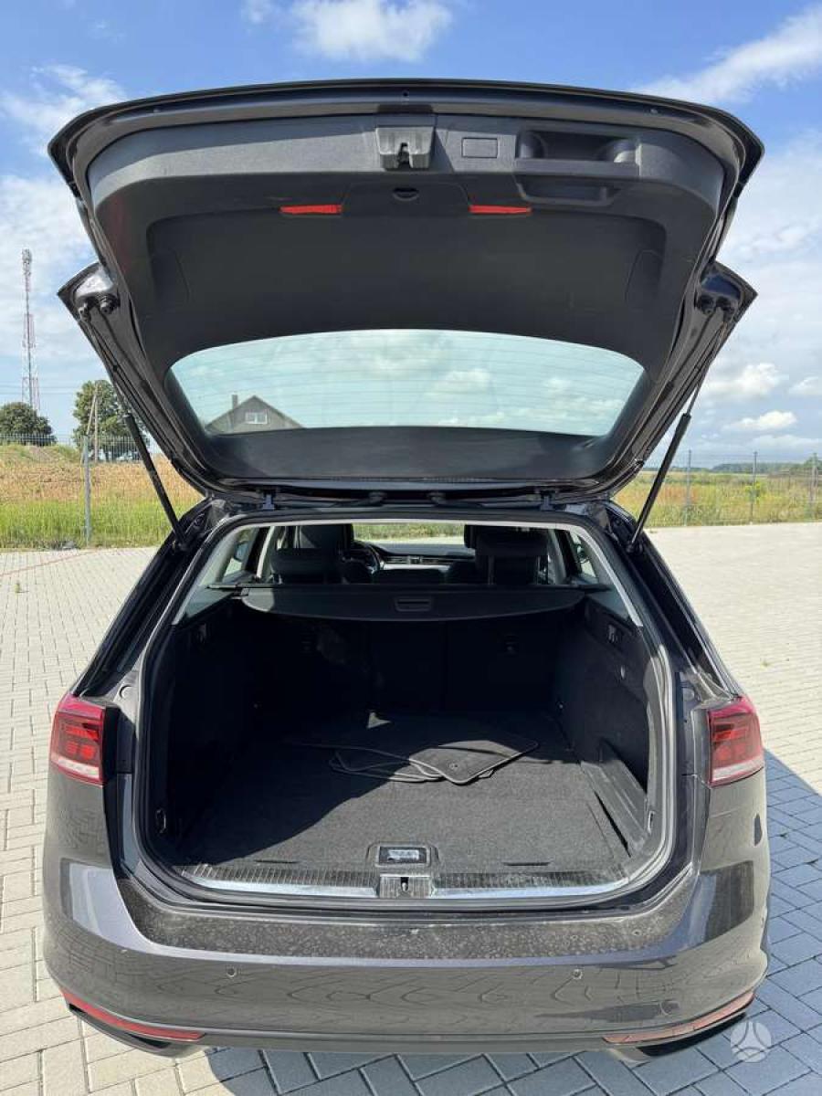 Pelēks Volkswagen Passat 2022 Tauragė, ar dzinēja tilpumu 1.97 L un nobraukumu 241 tūkst. km par 13700 €, foto 13 vietnē AUTOMOTO.COM.LV
