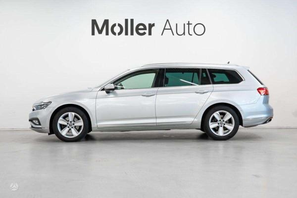 Grey Volkswagen Passat 2022 in Vilnius, with an engine capacity of 1.50 L and mileage of 119 thousand km for 20900 €, photo 2 on AUTOMOTO.COM.LV