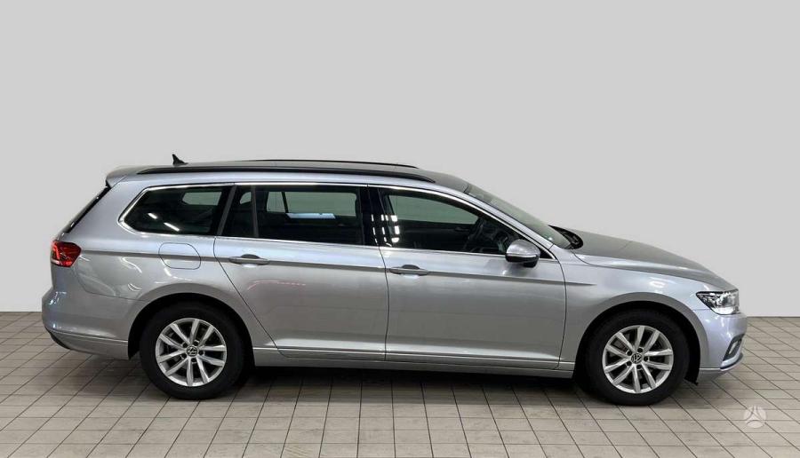Pelēks Volkswagen Passat 2022 Kauņa, ar dzinēja tilpumu 1.97 L un nobraukumu 164 tūkst. km par 16500 €, foto 4 vietnē AUTOMOTO.COM.LV