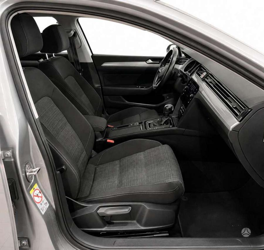 Pelēks Volkswagen Passat 2022 Kauņa, ar dzinēja tilpumu 1.97 L un nobraukumu 164 tūkst. km par 16500 €, foto 7 vietnē AUTOMOTO.COM.LV
