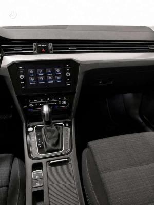 Pelēks Volkswagen Passat 2022 Kauņa, ar dzinēja tilpumu 1.97 L un nobraukumu 164 tūkst. km par 16500 €, foto 12 vietnē AUTOMOTO.COM.LV