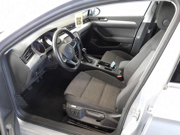 Grey Volkswagen Passat 2022 in Vilnius, with an engine capacity of 1.97 L and mileage of 169 thousand km for 14900 €, photo 5 on AUTOMOTO.COM.LV