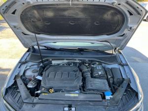 Grey Volkswagen Passat 2022 in Kaunas, with an engine capacity of 1.97 L and mileage of 179 thousand km for 14999 €, photo 11 on AUTOMOTO.COM.LV
