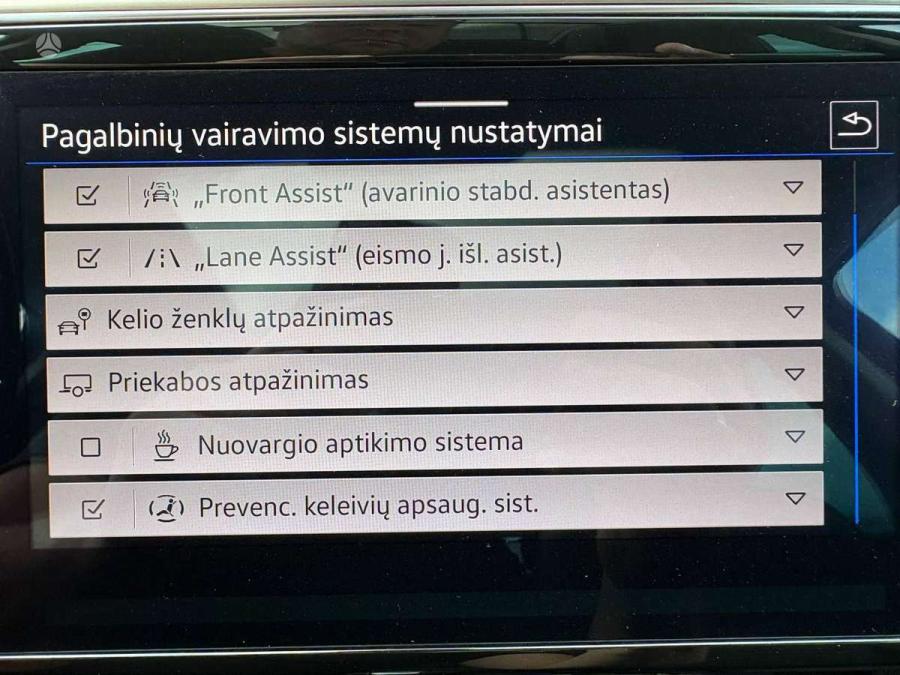 Grey Volkswagen Passat 2022 in Vilnius, with an engine capacity of 1.97 L and mileage of 178 thousand km for 18500 €, photo 25 on AUTOMOTO.COM.LV