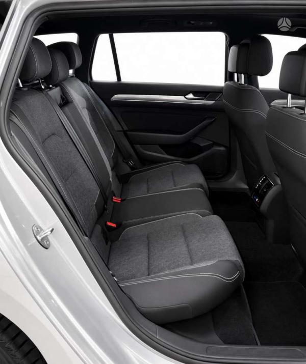 Volkswagen Passat 2022 in Kaunas on AUTOMOTO.COM.LV Grey Volkswagen Passat 2022 in Kaunas, with an engine capacity of 1.97 L and mileage of 132 thousand km for 17700 €, photo 10 on AUTOMOTO.COM.LV