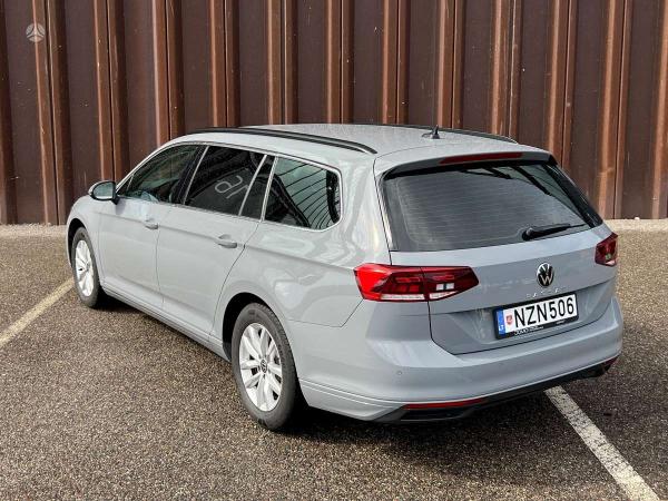 Volkswagen Passat 2022 in Kaunas on AUTOMOTO.COM.LV Grey Volkswagen Passat 2022 in Kaunas, with an engine capacity of 1.97 L and mileage of 179 thousand km for 14999 €, photo 9 on AUTOMOTO.COM.LV