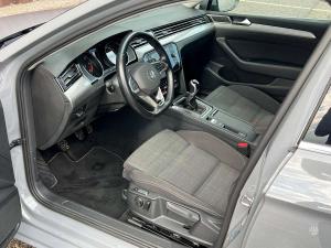 Pelēks Volkswagen Passat 2022 Kauņa, ar dzinēja tilpumu 1.97 L un nobraukumu 179 tūkst. km par 14999 €, foto 17 vietnē AUTOMOTO.COM.LV