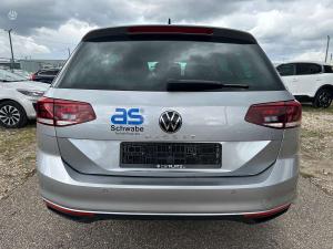 Grey Volkswagen Passat 2022 in Vilnius, with an engine capacity of 1.50 L and mileage of 186 thousand km for 15700 €, photo 8 on AUTOMOTO.COM.LV