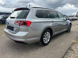 Grey Volkswagen Passat 2022 in Vilnius, with an engine capacity of 1.50 L and mileage of 186 thousand km for 15700 €, photo 12 on AUTOMOTO.COM.LV