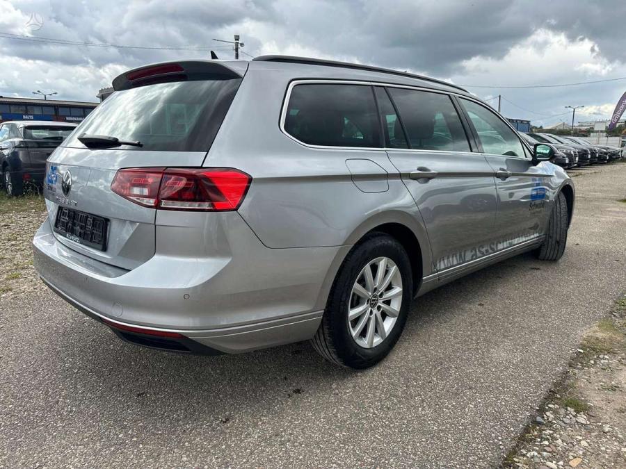 Grey Volkswagen Passat 2022 in Vilnius, with an engine capacity of 1.50 L and mileage of 186 thousand km for 15700 €, photo 12 on AUTOMOTO.COM.LV