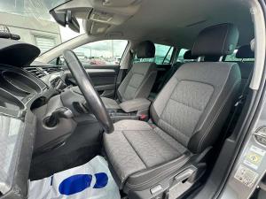 Grey Volkswagen Passat 2022 in Vilnius, with an engine capacity of 1.50 L and mileage of 186 thousand km for 15700 €, photo 20 on AUTOMOTO.COM.LV