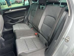 Grey Volkswagen Passat 2022 in Vilnius, with an engine capacity of 1.50 L and mileage of 186 thousand km for 15700 €, photo 24 on AUTOMOTO.COM.LV