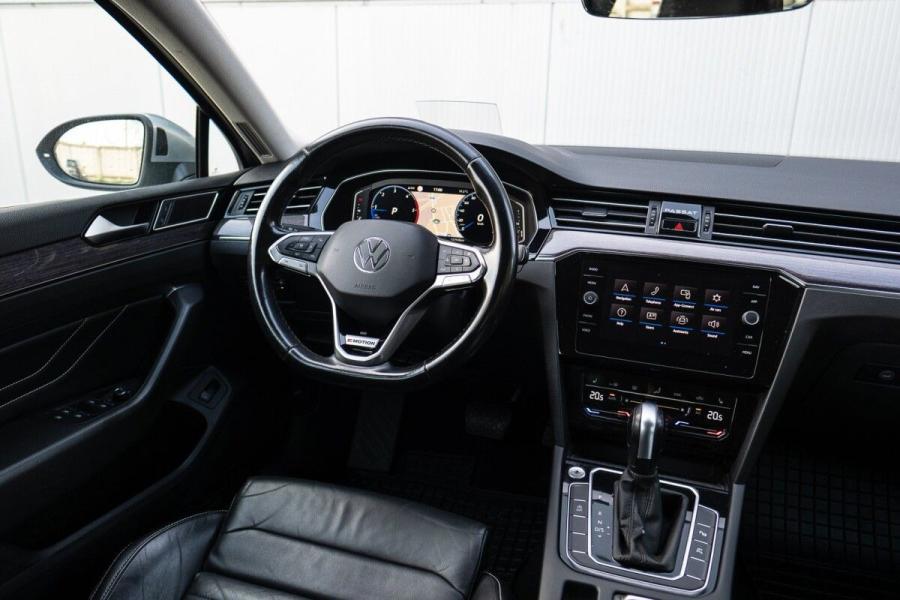 Pelēks Volkswagen Passat 2022 Jelgava, ar dzinēja tilpumu 2.00 L un nobraukumu 158 tūkst. km par 20500 €, foto 10 vietnē AUTOMOTO.COM.LV