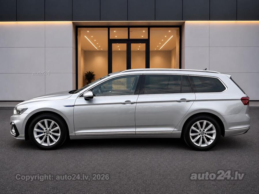 Grey Volkswagen Passat 2022 in Tallinn, with an engine capacity of 1.40 L and mileage of 198 thousand km for 17999 €, photo 1 on AUTOMOTO.COM.LV