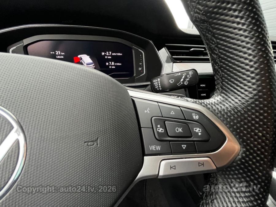Grey Volkswagen Passat 2022 in Tallinn, with an engine capacity of 1.40 L and mileage of 198 thousand km for 17999 €, photo 16 on AUTOMOTO.COM.LV