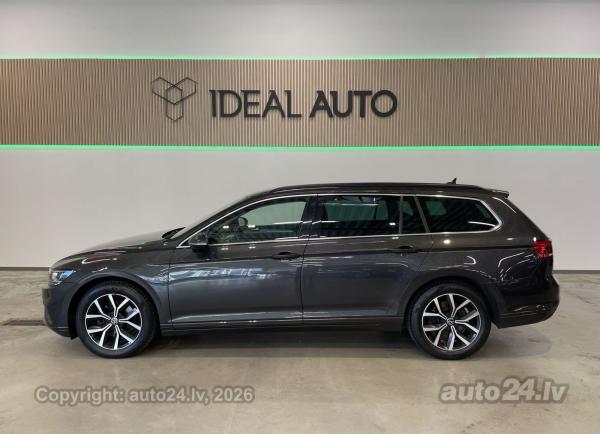 Grey Volkswagen Passat 2022 in Tallinn, with an engine capacity of 1.50 L and mileage of 104 thousand km for 17990 €, photo 3 on AUTOMOTO.COM.LV