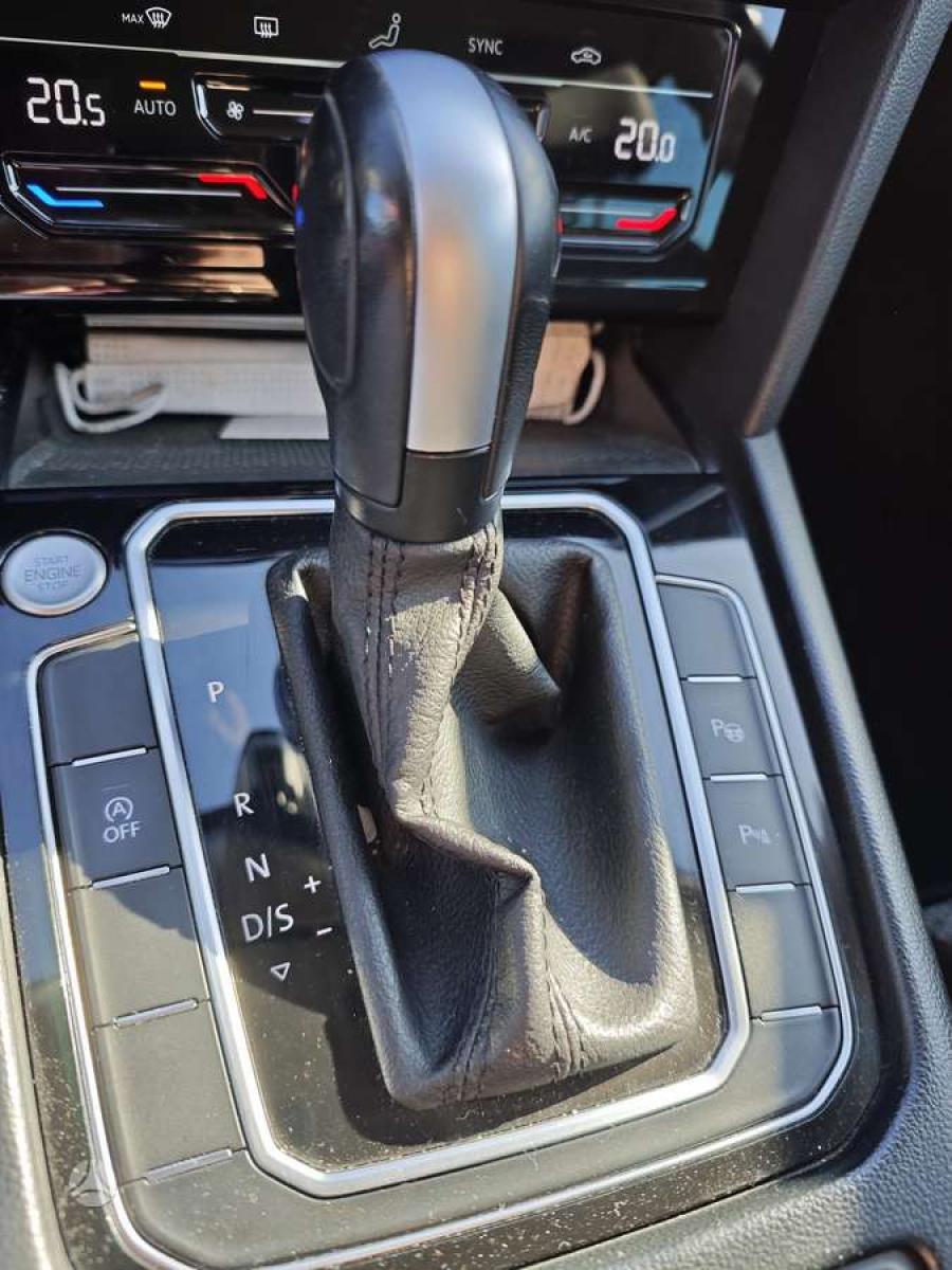 Pelēks Volkswagen Passat 2022 Viļņa, ar dzinēja tilpumu 1.97 L un nobraukumu 256 tūkst. km par 12999 €, foto 11 vietnē AUTOMOTO.COM.LV