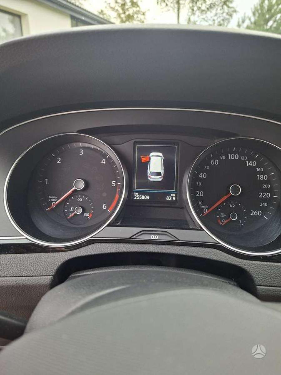 Pelēks Volkswagen Passat 2022 Viļņa, ar dzinēja tilpumu 1.97 L un nobraukumu 256 tūkst. km par 12999 €, foto 12 vietnē AUTOMOTO.COM.LV