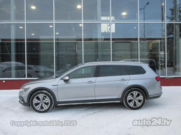 Pelēks Volkswagen Passat 2023 Tartu, ar dzinēja tilpumu 2.00 L un nobraukumu 175 tūkst. km par 24590 €, foto 4 vietnē AUTOMOTO.COM.LV