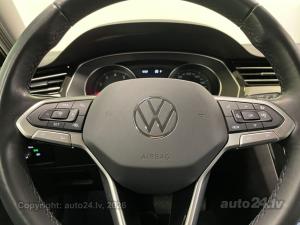 Grey Volkswagen Passat 2023 in Tallinn, with an engine capacity of 1.50 L and mileage of 102 thousand km for 22300 €, photo 15 on AUTOMOTO.COM.LV