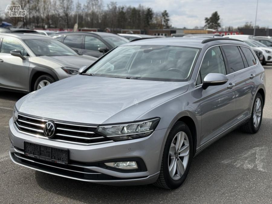 Pelēks Volkswagen Passat 2023 Viļņa, ar dzinēja tilpumu 2.00 L un nobraukumu 190 tūkst. km par 16700 €, foto 1 vietnē AUTOMOTO.COM.LV
