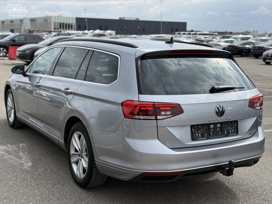 Pelēks Volkswagen Passat 2023 Viļņa, ar dzinēja tilpumu 2.00 L un nobraukumu 190 tūkst. km par 16700 €, foto 9 vietnē AUTOMOTO.COM.LV