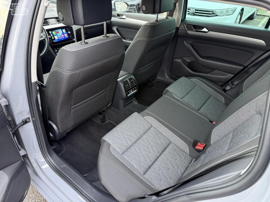 Pelēks Volkswagen Passat 2023 Viļņa, ar dzinēja tilpumu 2.00 L un nobraukumu 176 tūkst. km par 14999 €, foto 11 vietnē AUTOMOTO.COM.LV