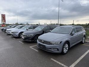 Pelēks Volkswagen Passat 2023 Viļņa, ar dzinēja tilpumu 2.00 L un nobraukumu 176 tūkst. km par 14999 €, foto 30 vietnē AUTOMOTO.COM.LV
