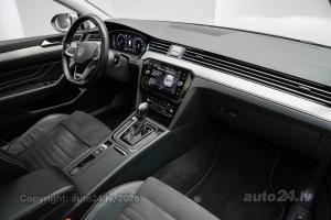 Grey Volkswagen Passat 2023 in Tallinn, with an engine capacity of 2.00 L and mileage of 143 thousand km for 27900 €, photo 11 on AUTOMOTO.COM.LV