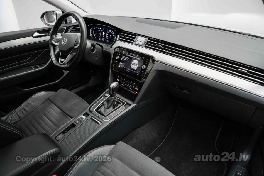 Grey Volkswagen Passat 2023 in Tallinn, with an engine capacity of 2.00 L and mileage of 143 thousand km for 27900 €, photo 11 on AUTOMOTO.COM.LV