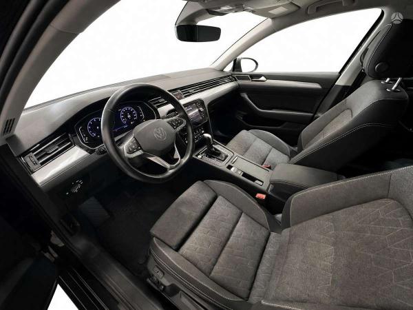 Grey Volkswagen Passat 2023 in Kaunas, with an engine capacity of 1.50 L and mileage of 70 thousand km for 19900 €, photo 9 on AUTOMOTO.COM.LV