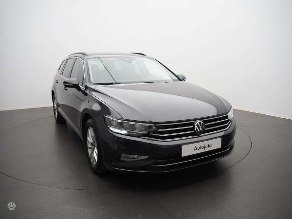 Pelēks Volkswagen Passat 2023 Viļņa, ar dzinēja tilpumu 1.97 L un nobraukumu 160 tūkst. km par 15500 €, foto 3 vietnē AUTOMOTO.COM.LV