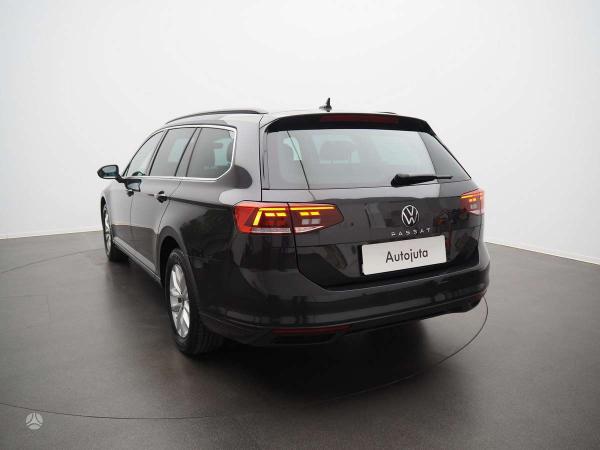 Pelēks Volkswagen Passat 2023 Viļņa, ar dzinēja tilpumu 1.97 L un nobraukumu 160 tūkst. km par 15500 €, foto 6 vietnē AUTOMOTO.COM.LV