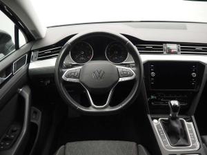 Pelēks Volkswagen Passat 2023 Viļņa, ar dzinēja tilpumu 1.97 L un nobraukumu 160 tūkst. km par 15500 €, foto 21 vietnē AUTOMOTO.COM.LV