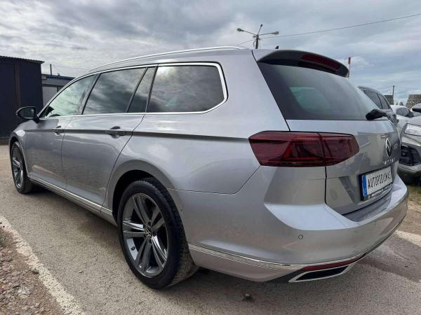 Grey Volkswagen Passat 2023 in Vilnius, with an engine capacity of 1.50 L and mileage of 99 thousand km for 23600 €, photo 3 on AUTOMOTO.COM.LV