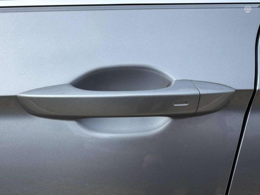 Grey Volkswagen Passat 2023 in Vilnius, with an engine capacity of 1.50 L and mileage of 99 thousand km for 23600 €, photo 12 on AUTOMOTO.COM.LV